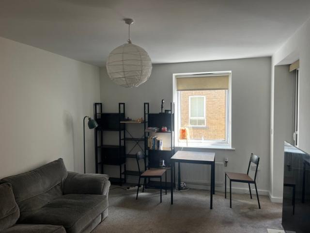 Room at Hatcliffe Street, Greater London