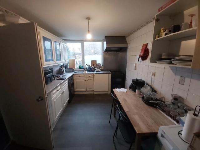 Room at Hathway Walk, Bristol