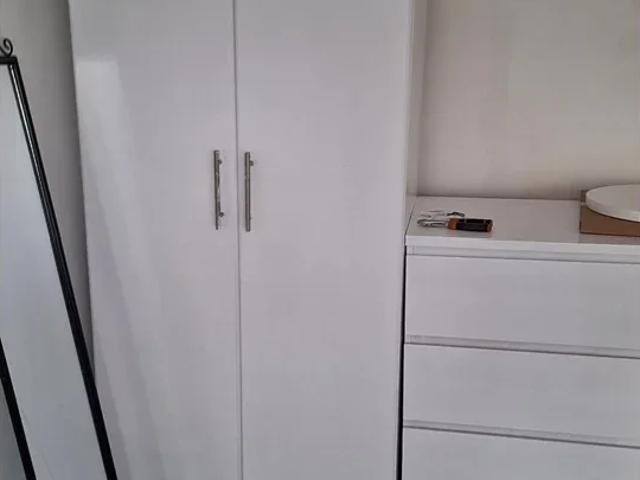 Room at Hatterill, Basildon