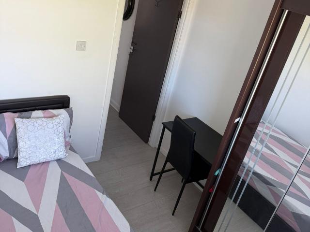 Room at Havering Road, Greater London
