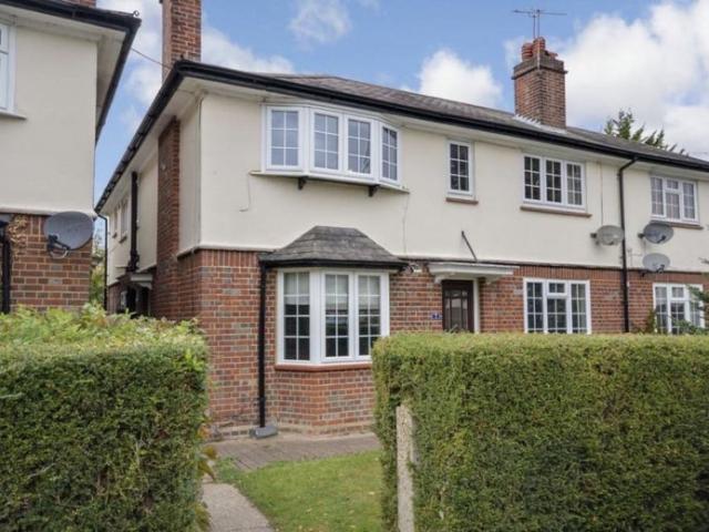 Room at Hayes Close, Chelmsford