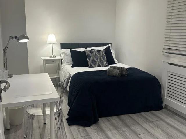 Room at Hazel Close, Greater London