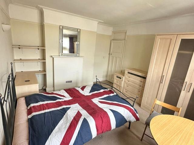 Room at Hazelbourne Road, Greater London