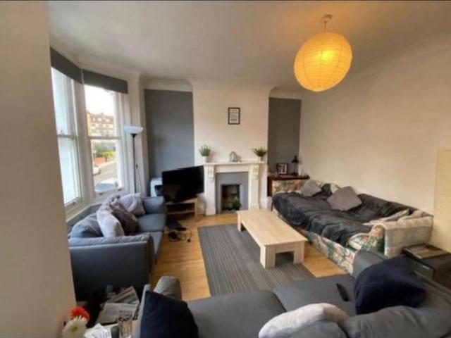 Room at Hazelbourne Road, Greater London