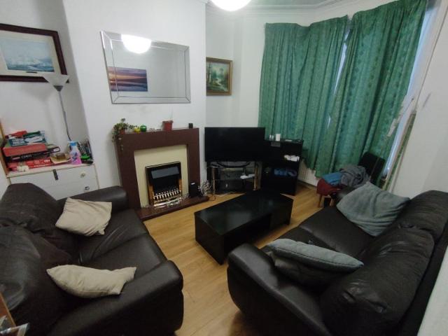 Room at Hazeldene Avenue, Cardiff