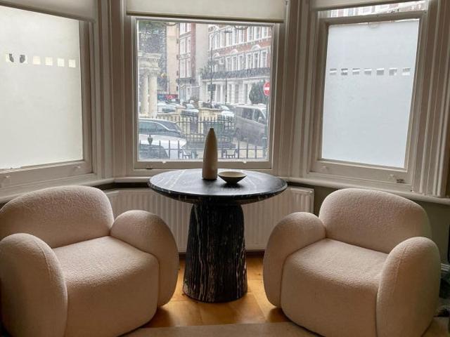 Room at Hazlitt Road, Greater London