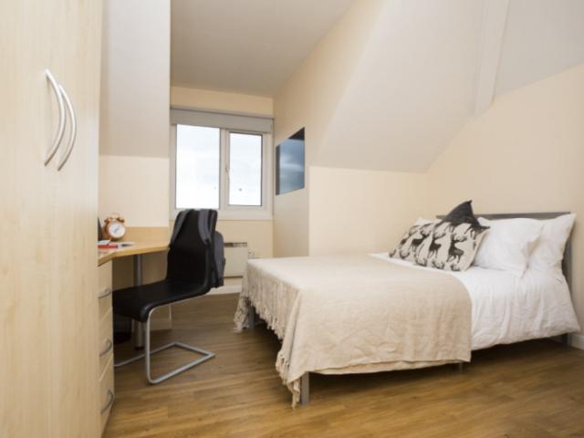 Room at Heald Grove, Manchester