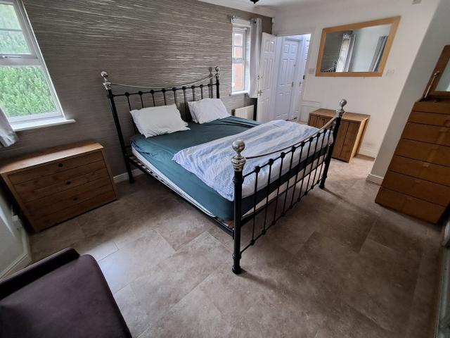 Room at Heartwood Close, Litherland
