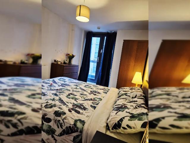 Room at Heartwell Avenue, Greater London
