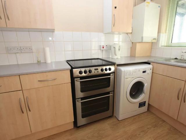 Room at Heather Way, Dacorum
