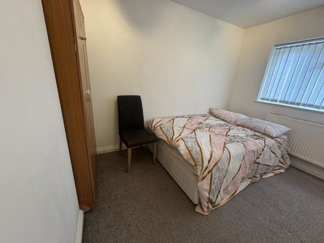 Room at Heathside, Greater London