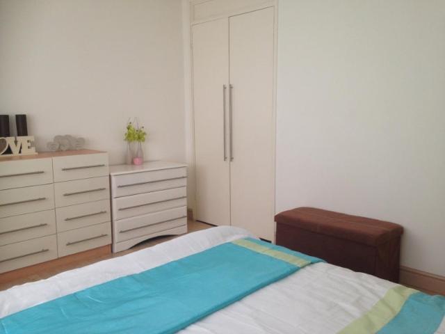 Room at Heaton Road, Greater London