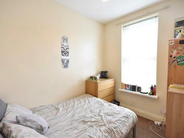 Room at Helmsley Road, Newcastle upon Tyne