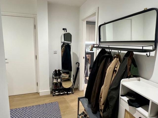 Room at Hemming Street, Greater London