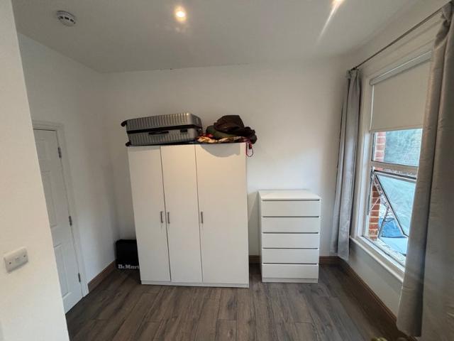 Room at Hemberton Road, Greater London