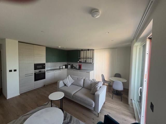Room at Hemlock Street, Greater London