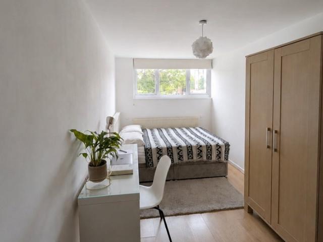 Room at Henderson Close, Greater London