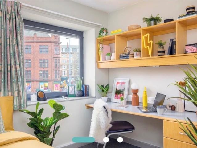 Room at Heneage Street West, Birmingham
