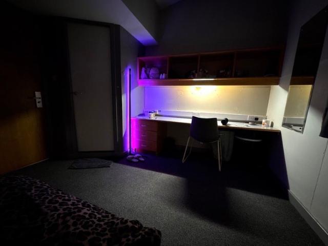Room at Heneage Street West, Birmingham