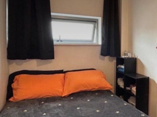 Room at Henry Street, Liverpool
