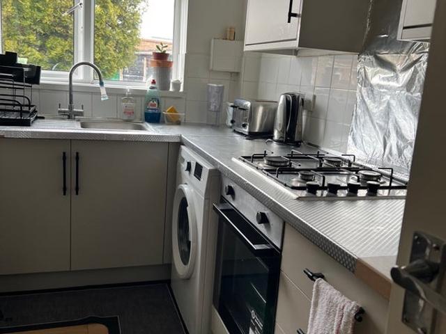 Room at Heston Road, Greater London