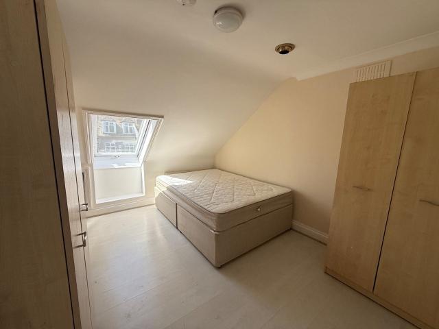 Room at Heston Road, Greater London