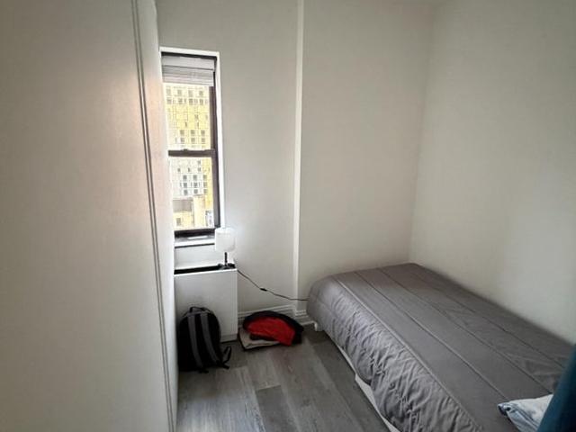 Room at Herald Towers