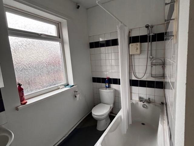 Room at Hibbert Street, Manchester