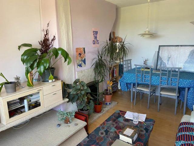 Room at High Hill Ferry, Greater London