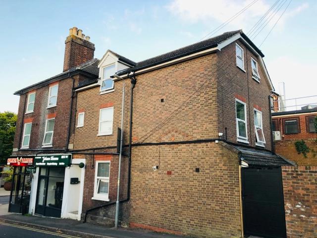 Room at High Street North, Dunstable