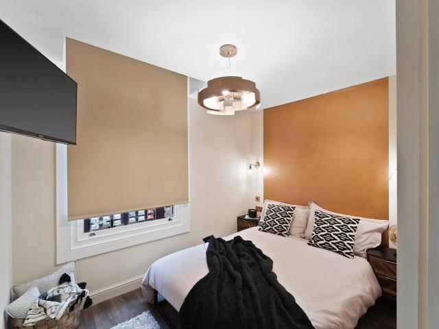 Room at High Street, Nottingham