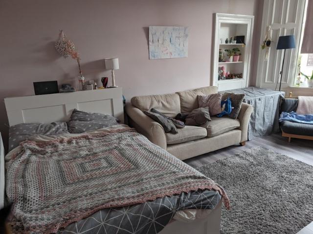 Room at High Street, Glasgow
