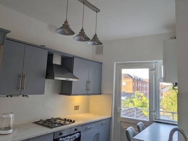 Room at High Street, Kettering