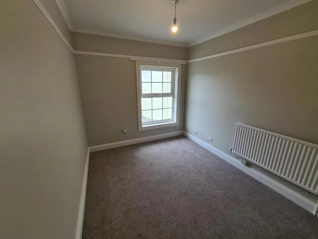 Room at High Street, Ryde