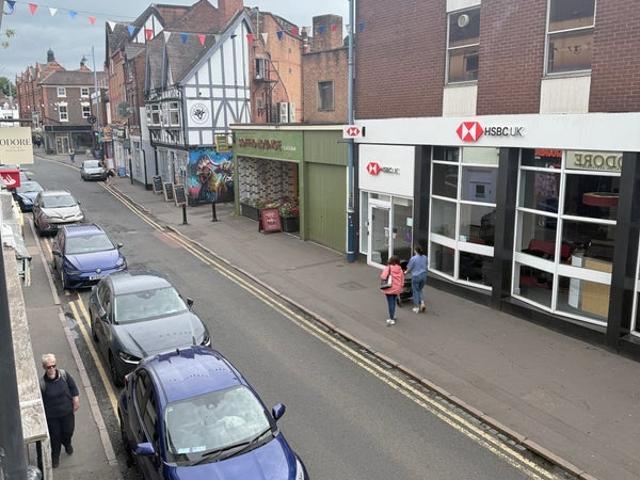 Room at High Street, Stourbridge