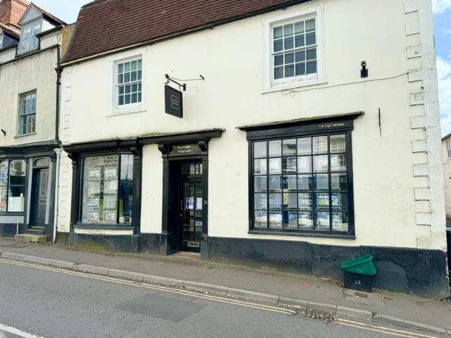 Room at High Street, Wincanton