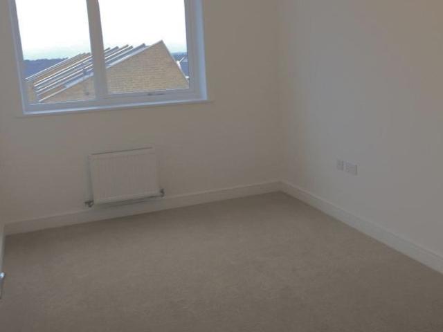 Room at High Road, Greater London