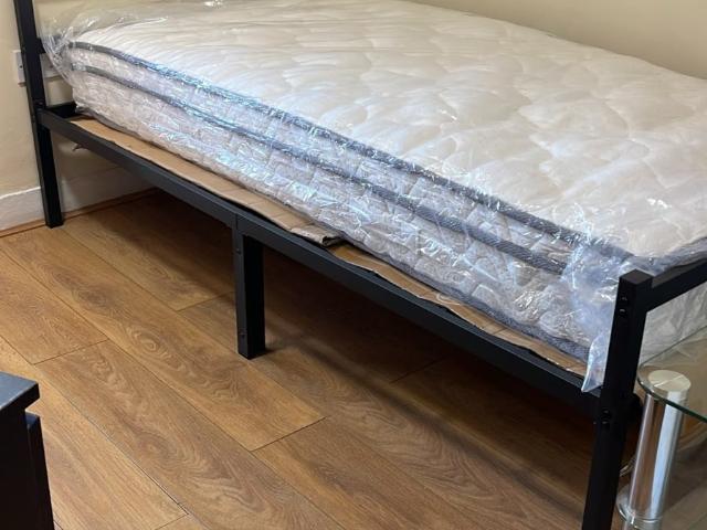Room at High Road, Greater London