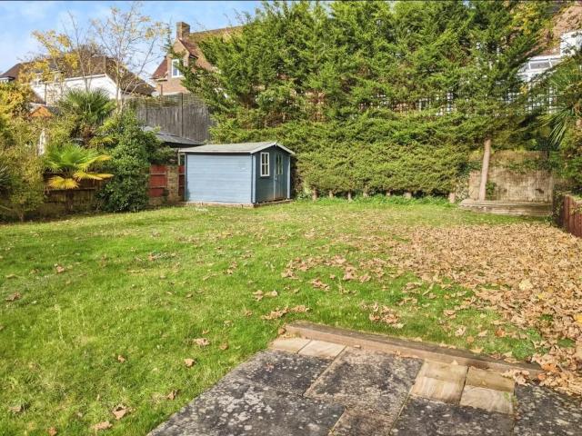 Room at High Tree Close, Greater London