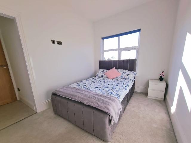 Room at Higham Road, Rushden