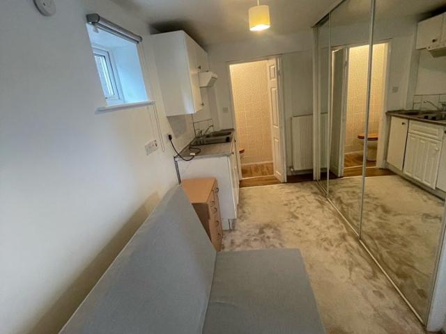 Room at Higham Station Avenue, Greater London