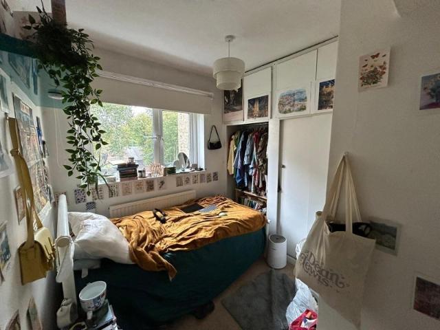 Room at Highbury Grove, Greater London