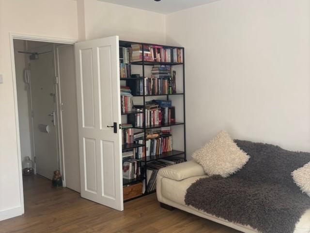 Room at Highbury Quadrant, Greater London