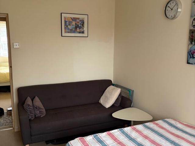 Room at Highbury Quadrant, Greater London