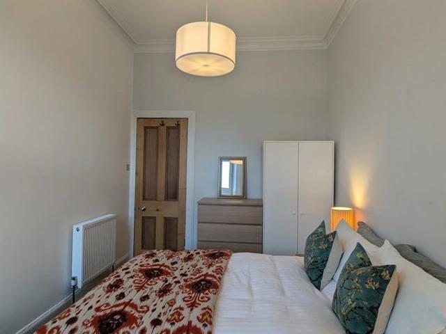 Room at Highburgh Road, Glasgow