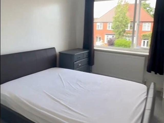 Room at Highfield Grove, Stafford