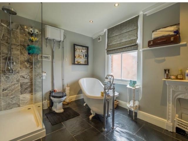 Room at Highfield Road, Rushcliffe