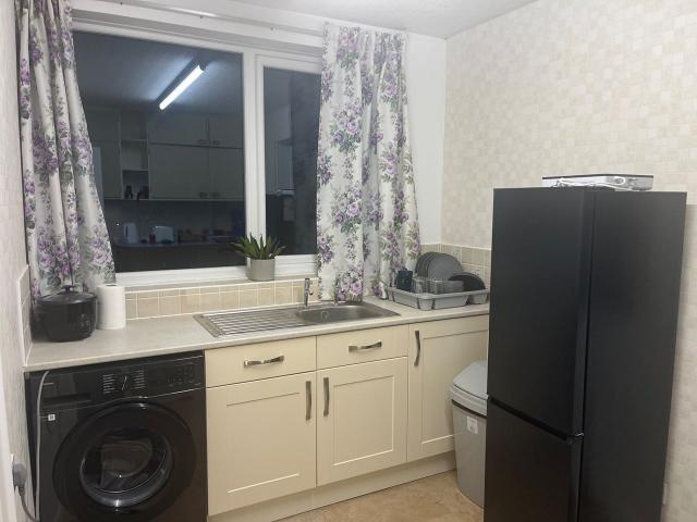 Room at Highlands Avenue, Northampton