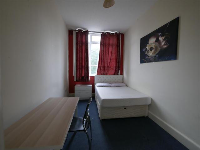 Room at Highlands Crescent, Bournemouth