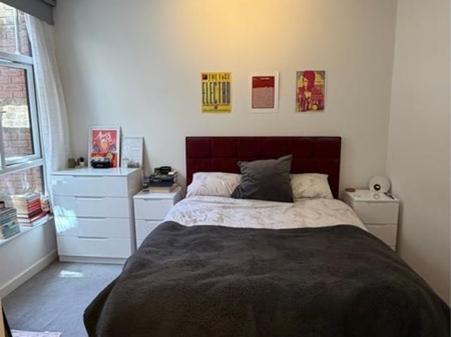 Room at Hillyard Street, Greater London